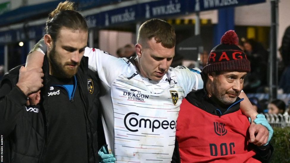 Jack Dixon: Dragons centre to miss rest of season, but has new contract offer - BBC Sport