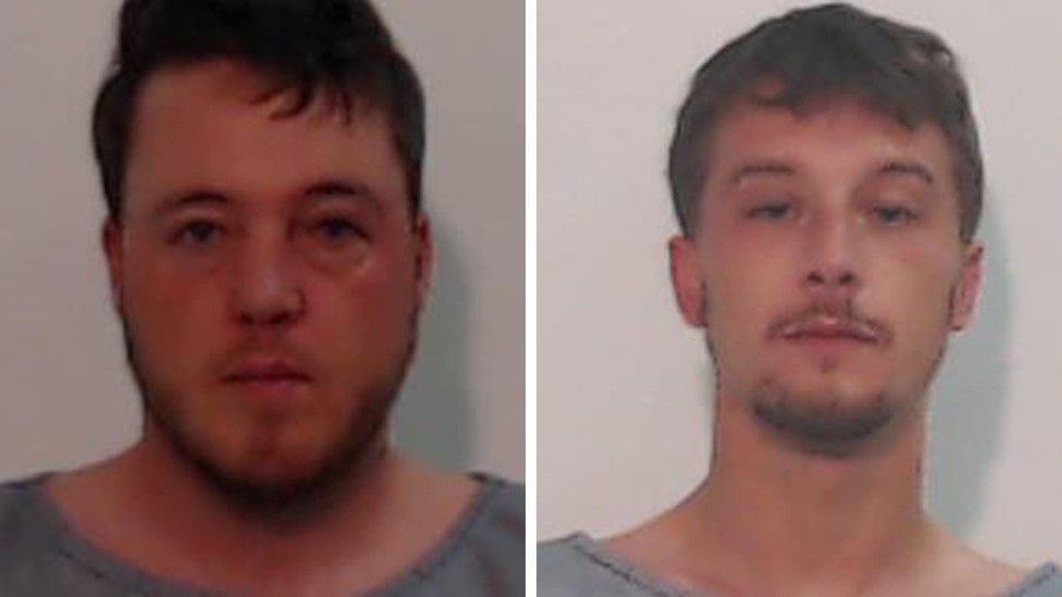 Pair jailed for killing man in botched robbery in Dundee - BBC News