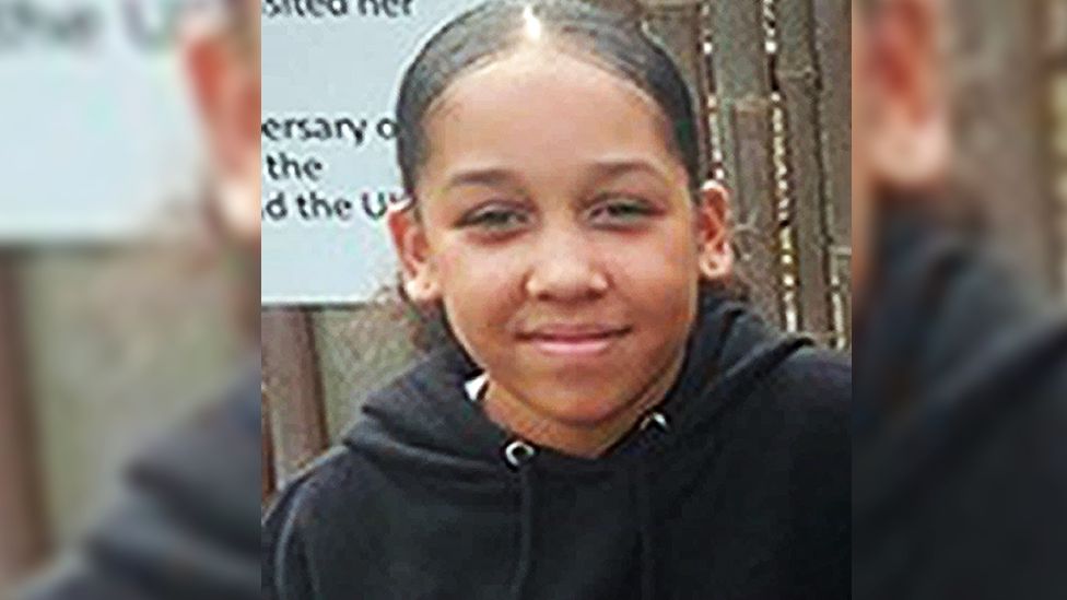 Kyra Hill death: Dad distressed over water park reopening - BBC News