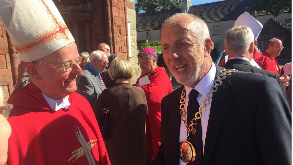 'Biggest' gathering of bishops to honour Orkney's saint - BBC News