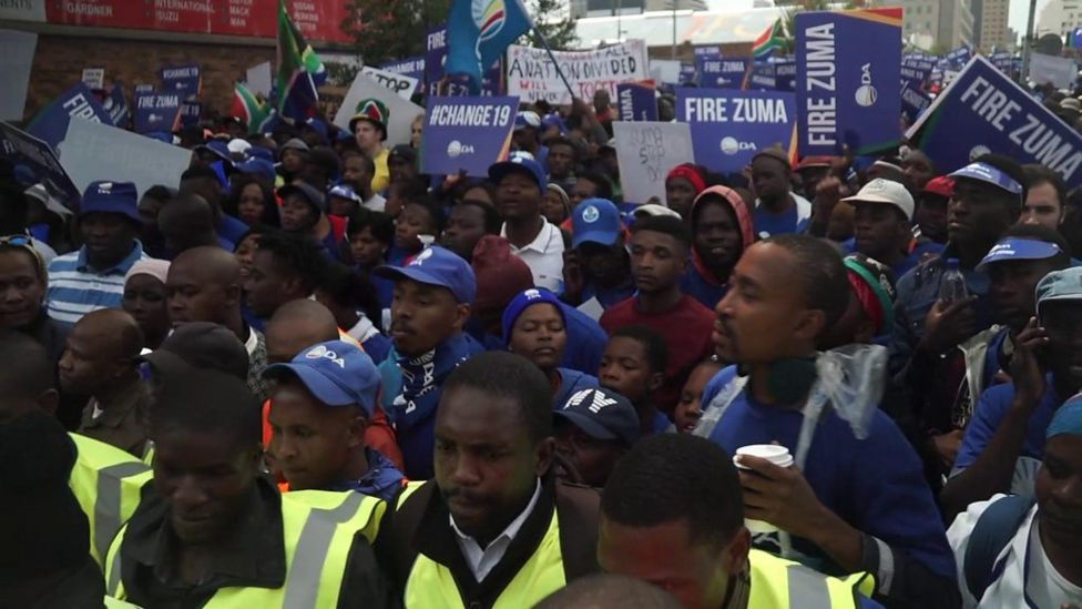 Anti-Zuma protests take place across South Africa - BBC News