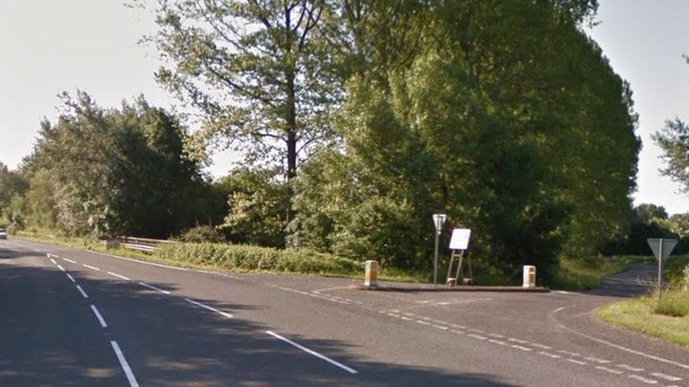 Ixworth: Coroner issues warning over A1088 death crash junction - BBC News