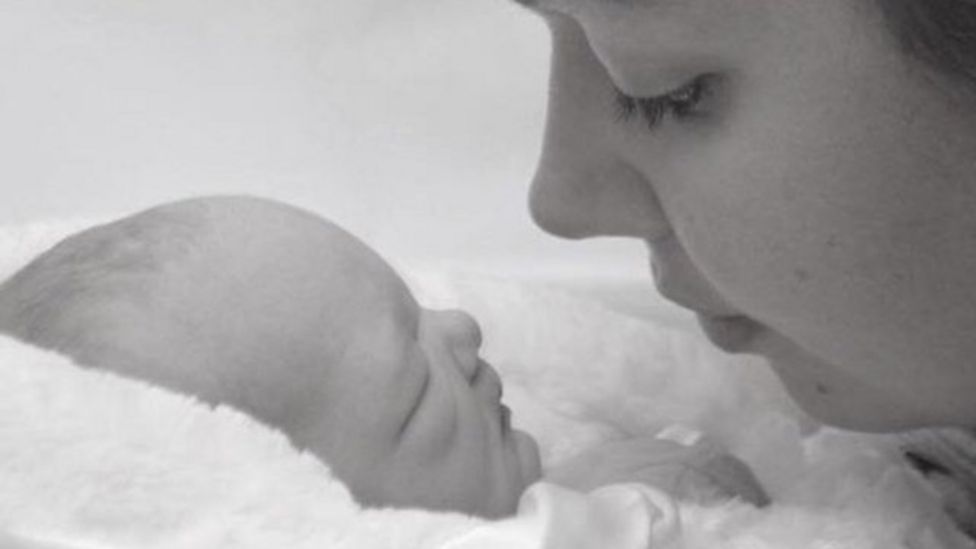 Baby deaths: MPs tell of pain and trauma of their loss - BBC News