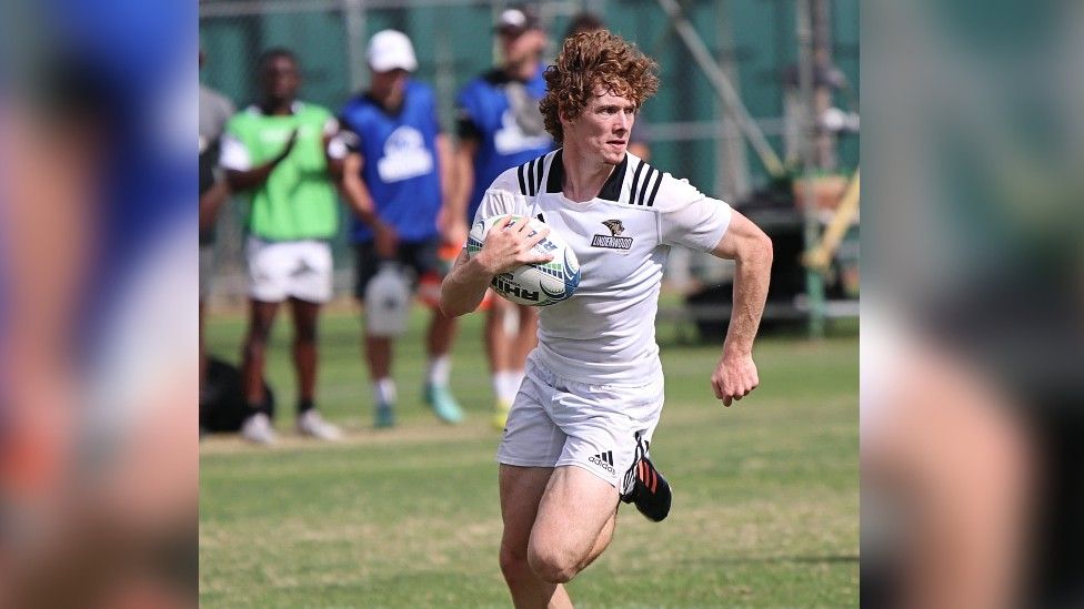 Breuddwyd NFL myfyriwr rygbi o Gymru - BBC Cymru Fyw