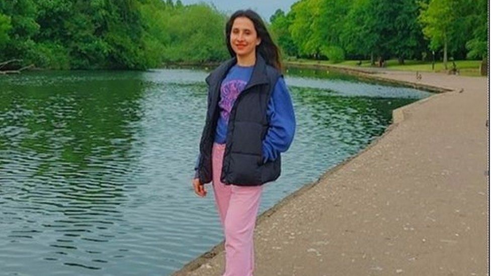 Hina Bashir: Obsessive man jailed for killing student found in suitcase ...