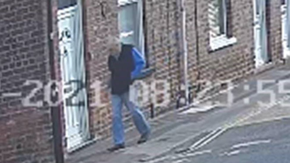 Body found in search for missing York man - BBC News