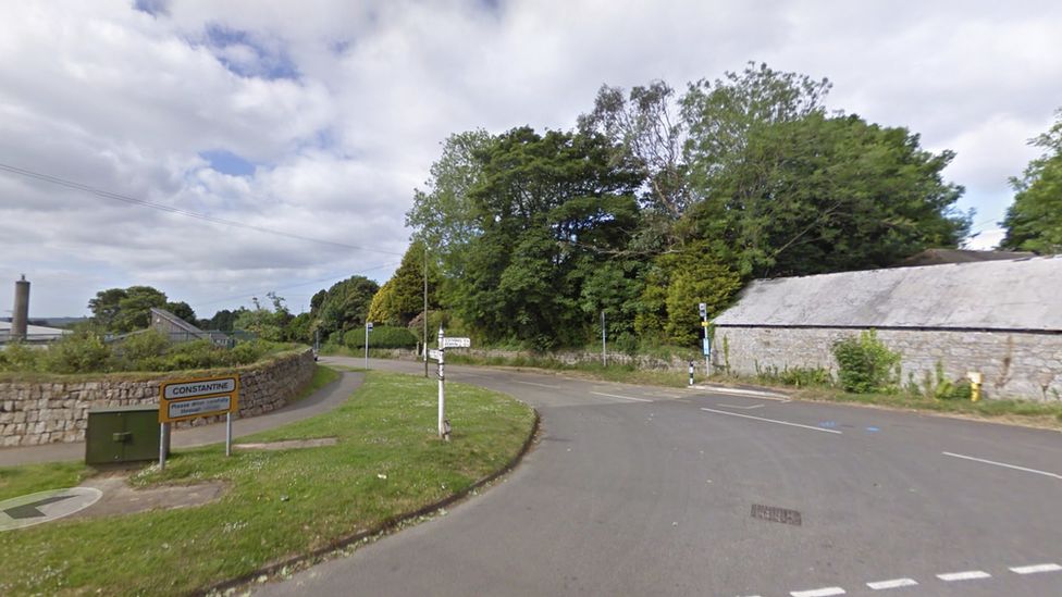 Affordable home figures 'artificially inflated' in Cornwall - BBC News