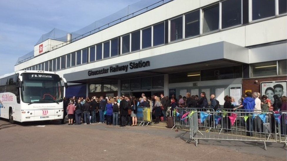 Churchdown gas leak railway line reopens - BBC News