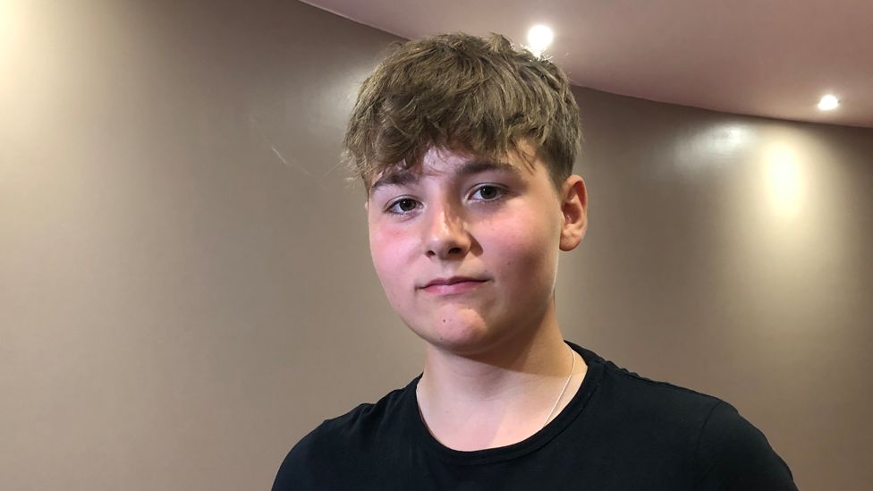 Milton Keynes: Knife crime conference hears from bereaved parents - BBC ...