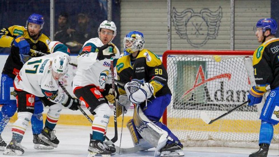 Challenge Cup: Giants complete weekend double over Flyers - BBC Sport