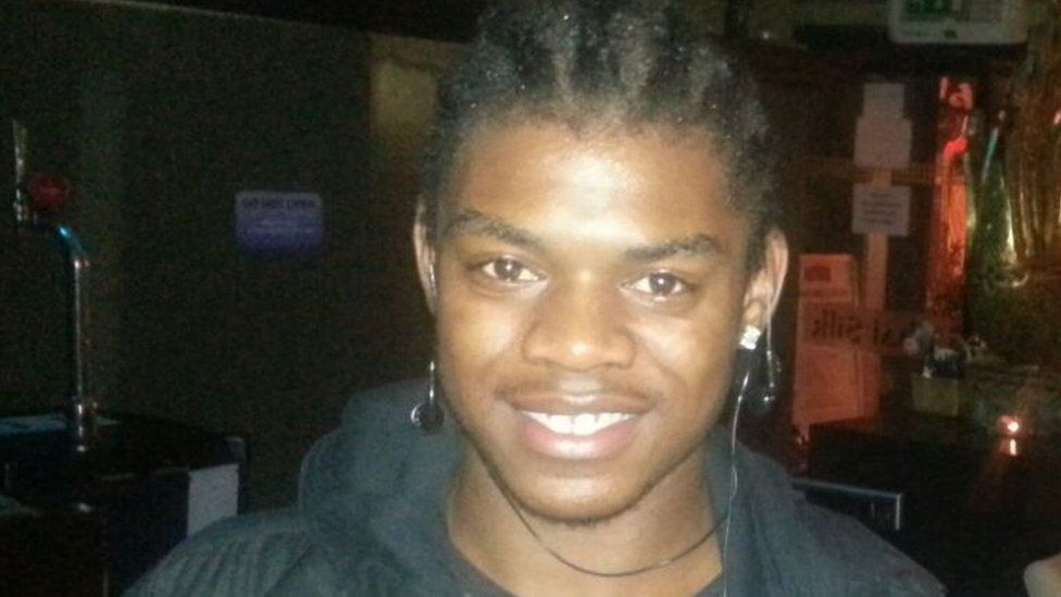 Stabbed Jamar Walker's family ask people not to judge - BBC News