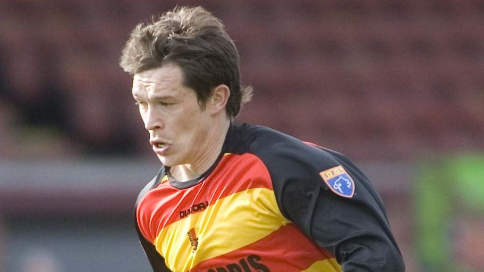 Raith Rovers v Hearts: No old pals act as hosts seek cup upset - BBC Sport