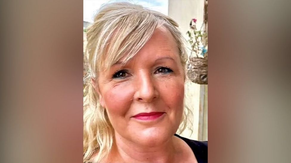 Probation mistake 'signed my daughter’s death warrant' - BBC News