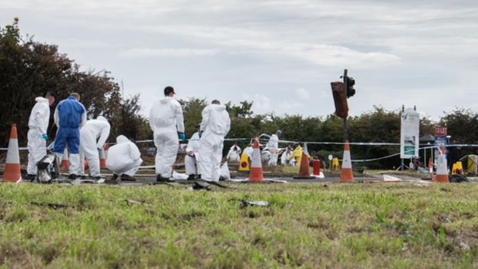 Shoreham air crash: Sixth victim named as Tony Brightwell - BBC News