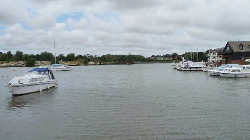 Coronavirus: Oulton Broad sailor rescued after lockdown eased - BBC News