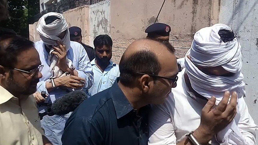 Samia Shahid: Bail denied in 'honour killing' case - BBC News