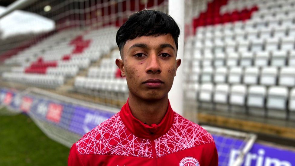 'We need to see a lot more South Asian players' says Stevenage youngster - BBC News