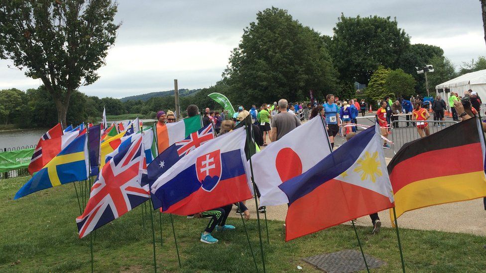 Belfast: Runners get set for 24-hour World championship - BBC News