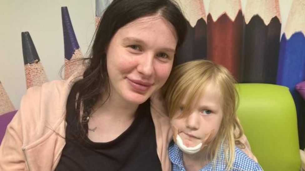 Prince William and Kate meet NHS's first ever baby - BBC News