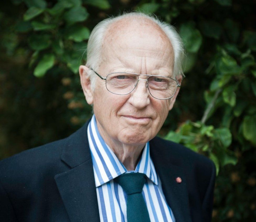 Rigby Graham celebration: 'No compromise' artist remembered - BBC News