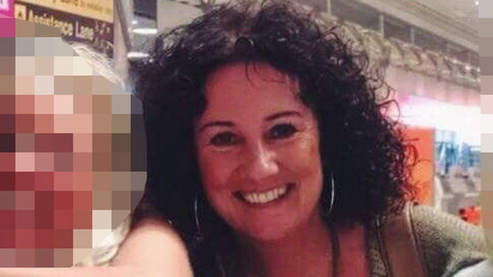 Manchester attack: Jane Tweddle died waiting for children - BBC News