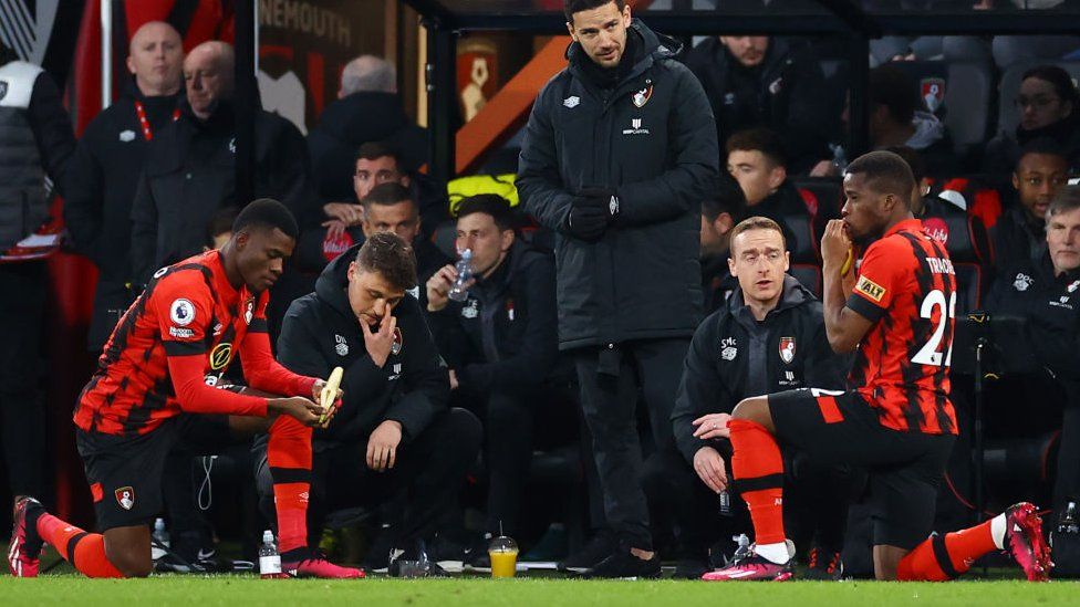 Premier League: Could we see more breaks in games for Muslim players ...