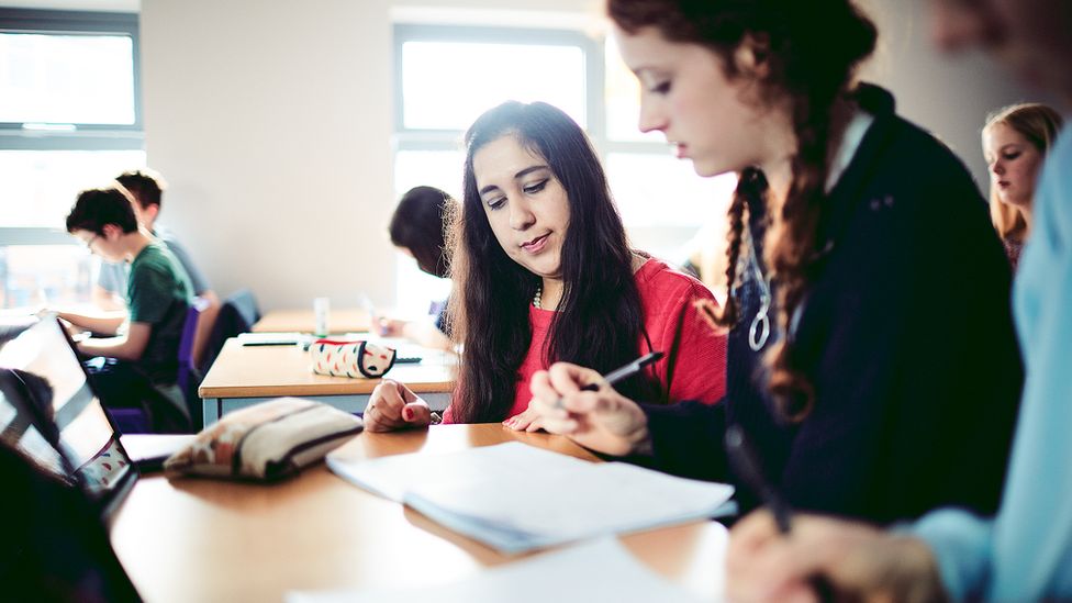 Maths school to open with help from Cambridge University - BBC News