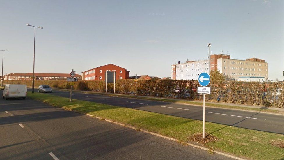 Hartlepool Council agrees to A179 crossing - BBC News
