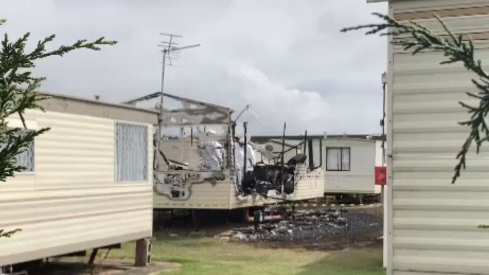 Ingoldmells caravan fire: Inquiry continues into girl's death - BBC News