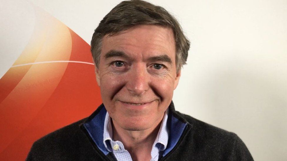 MP Philip Dunne says bid to remove Boris Johnson not over - BBC News