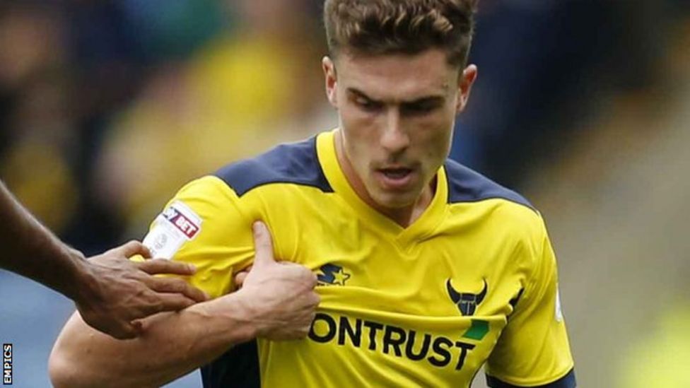 Oxford United: Midfielder Josh Ruffels signs new contract - BBC Sport