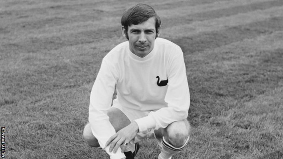 Barrie Hole: Former Wales international midfielder dies aged 76 - BBC Sport