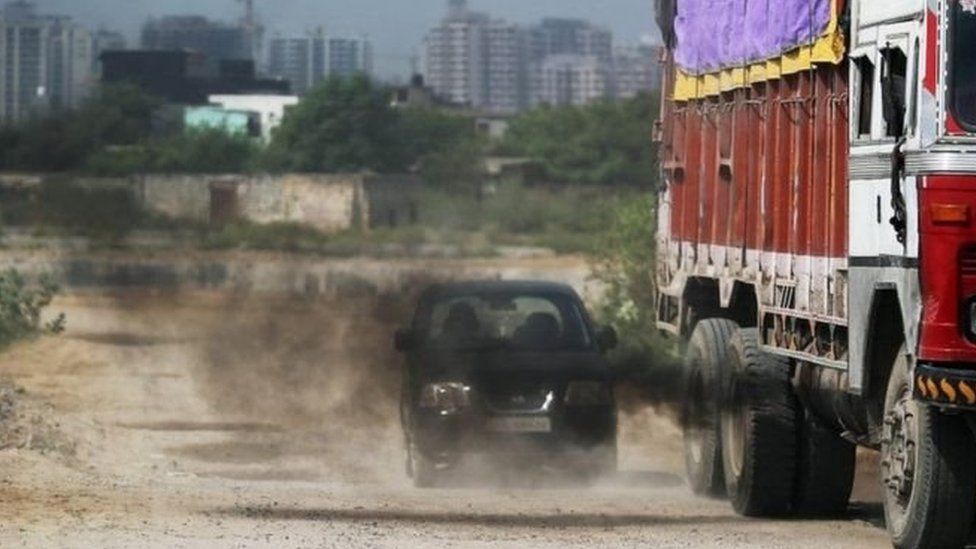 Was Delhi's car-rationing trial a publicity gimmick? - BBC News
