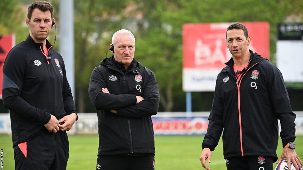 Red Roses need 'female influence' among coaches, says Simon Middleton ...