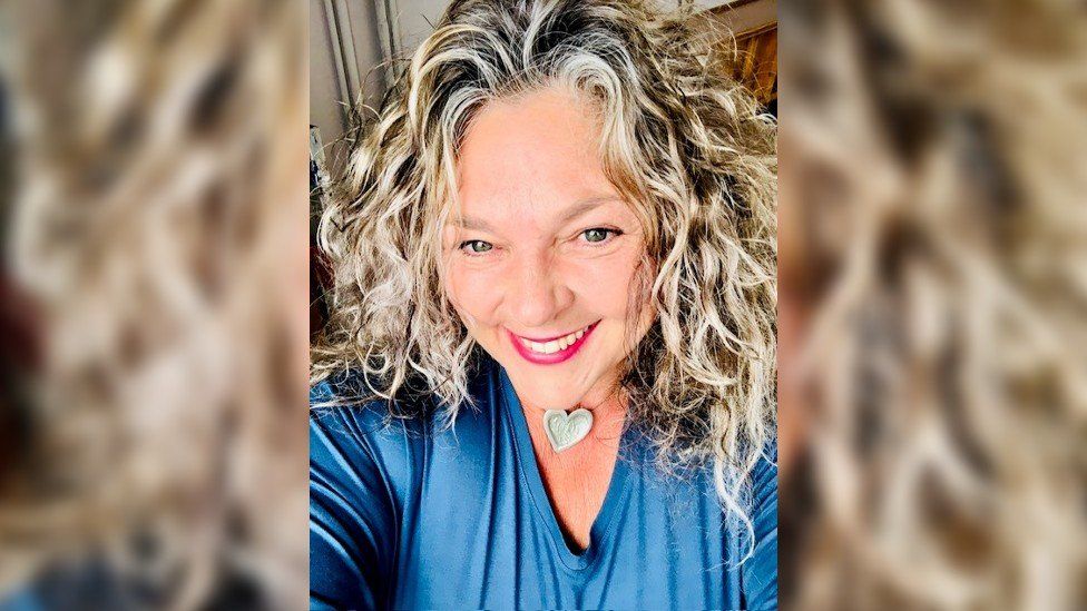 Beti a'i Phobol: Saith pwynt o sgwrs y cwnselydd Sioned Lewis - BBC ...