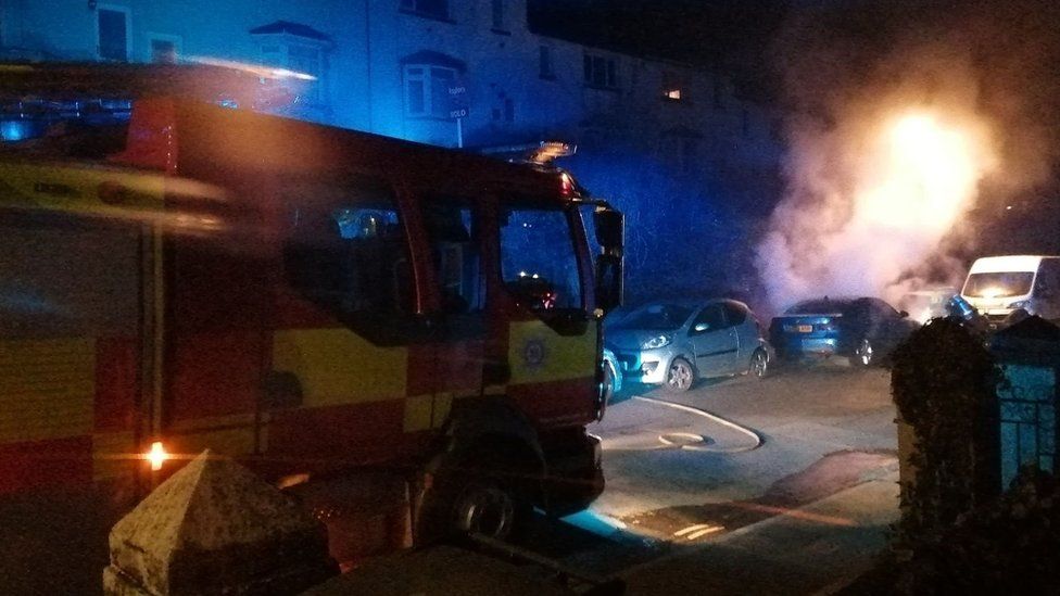 Car damaged in Torquay suspected arson attack - BBC News