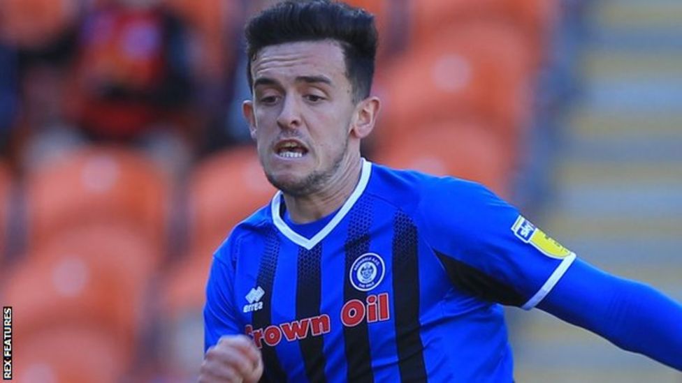 Zach Clough: Rochdale renew loan deal for Nottingham Forest striker ...