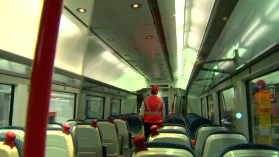 £400,000 for Translink wi-fi upgrade - BBC News