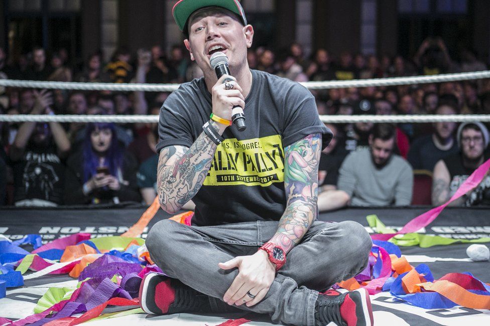 Big Daddy to Toni Storm: The revival of British wrestling - BBC News