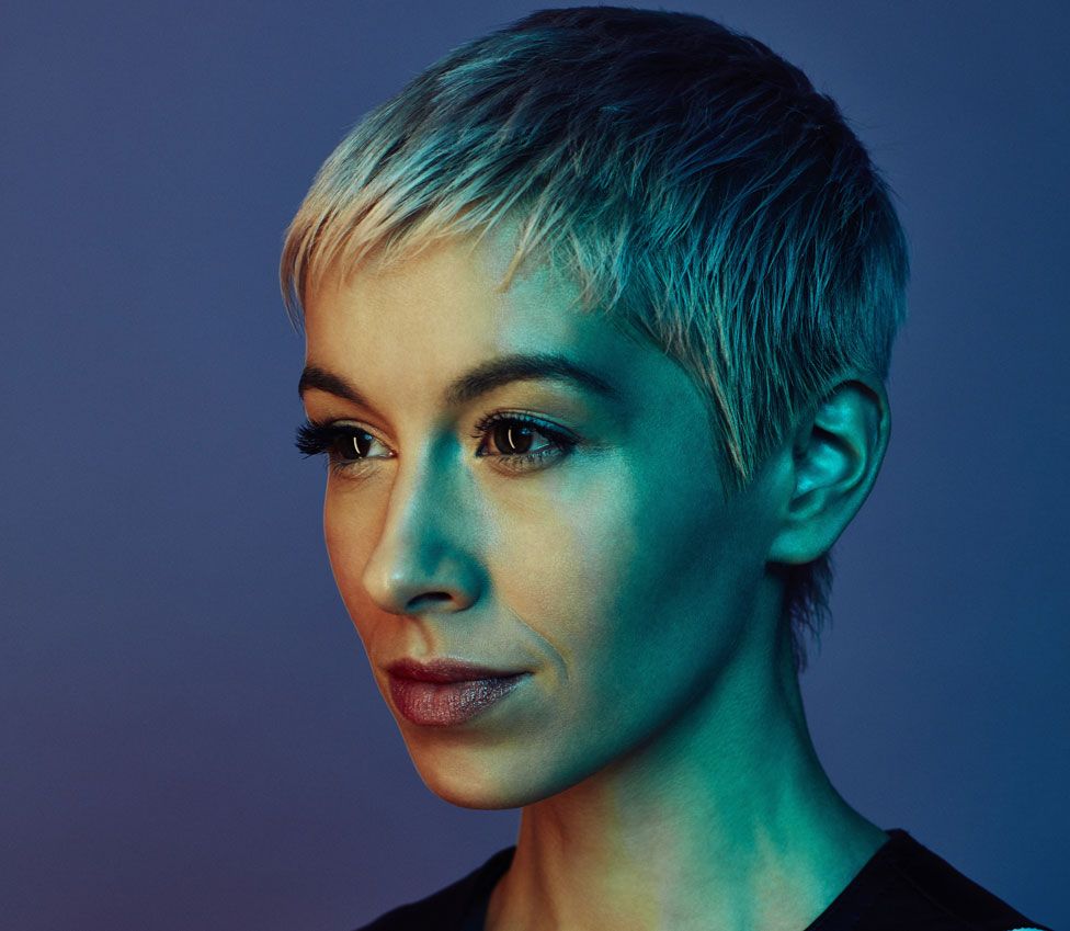 Eurovision 2018: UK entrant SuRie feels calm before the Storm - BBC News