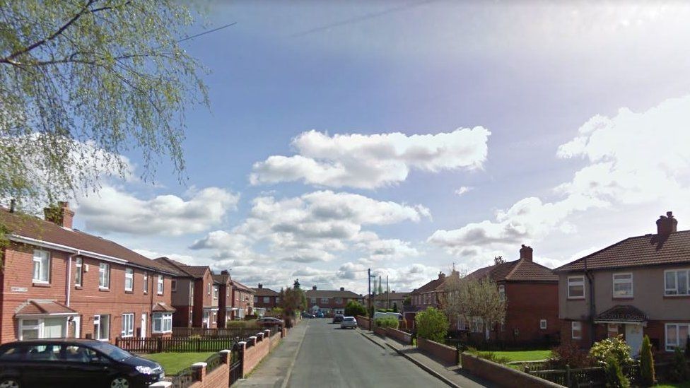 Barnsley murder: Arrest over Thurnscoe death - BBC News