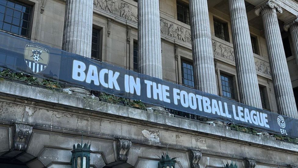 Council U-turn on Notts County promotion celebration - BBC News
