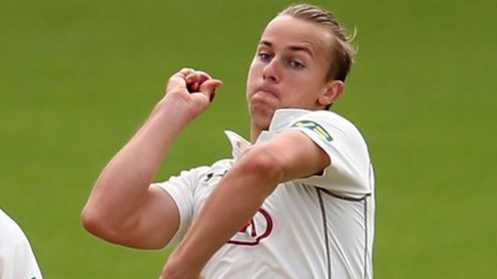 County Championship: Gareth Batty hat-trick sends Surrey up - BBC Sport