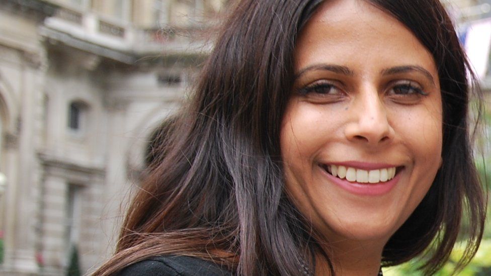 The millionaire couple who could teach you a thing or two - BBC News