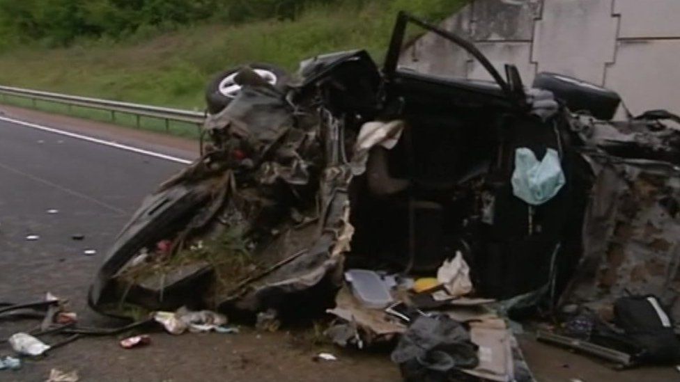 Family 'heartbroken' over France motorway crash deaths - BBC News