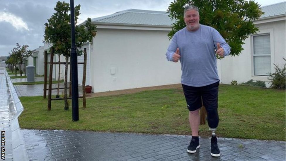 Andy Moles: Former Warwickshire batsman on leg amputation and PCA Trust ...