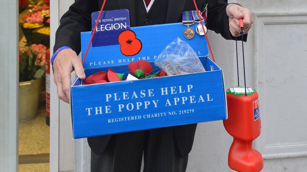 Poppy tins stolen from Maesteg ex-servicemen's club - BBC News