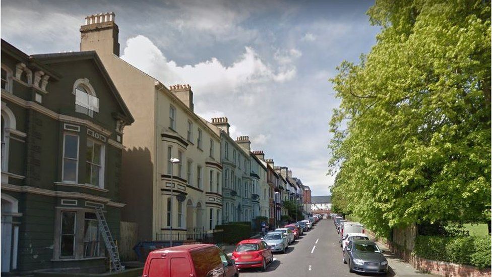 PSNI treating Derry hostel death as suspicious - BBC News