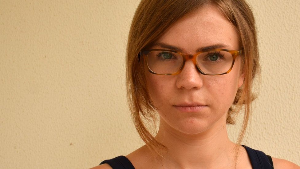 Why my bones are crumbling at 27 - BBC News