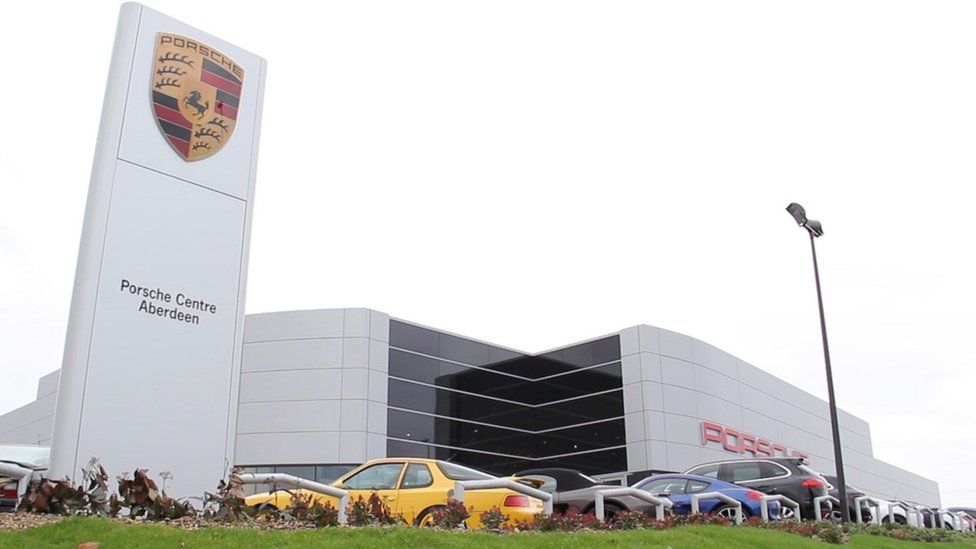 Green light for £4m Porsche sales centre in Perth - BBC News